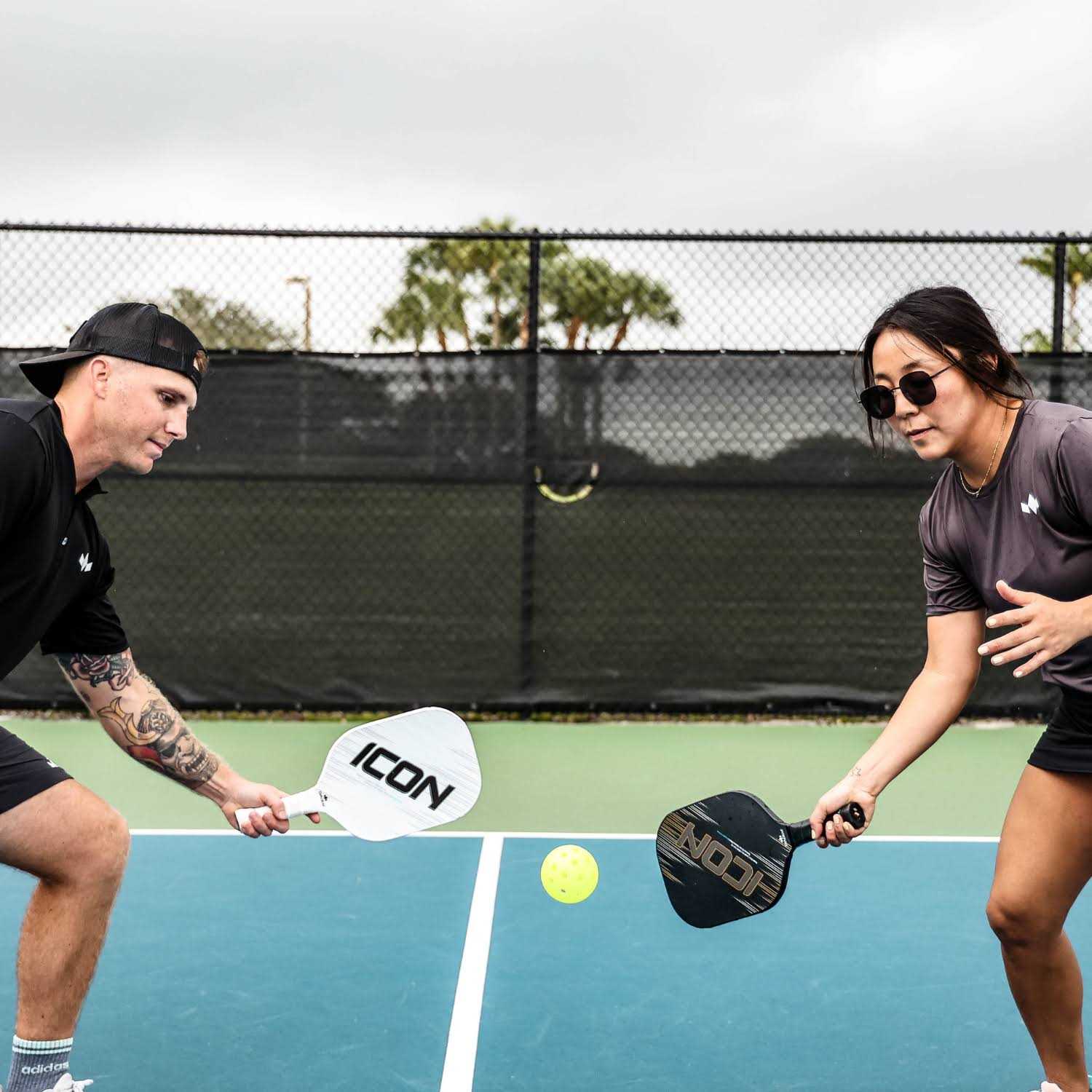 Diadem Icon V2 Pickleball Paddle - Sports Supplies Online Store