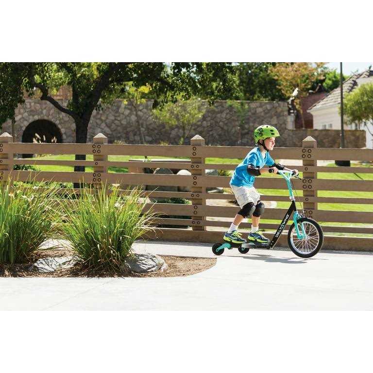 Razor DeltaWing Scooter - Sports Supplies Online Store